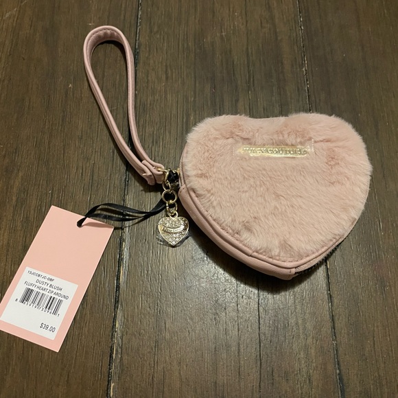 Juicy Couture | Bags | Nwt Juicy Couture Heart Shaped Fuzzy Wallet ...